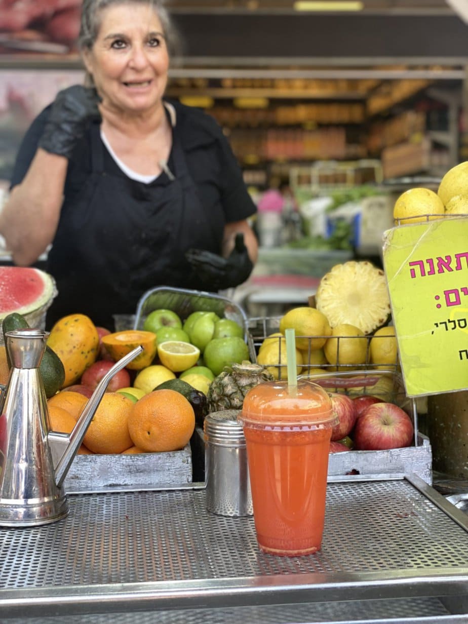 Six benefits of exploring local cuisine when you travel - Always Tasting